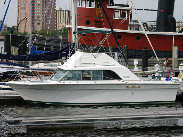 1978 Silverton Flybridge Sedan