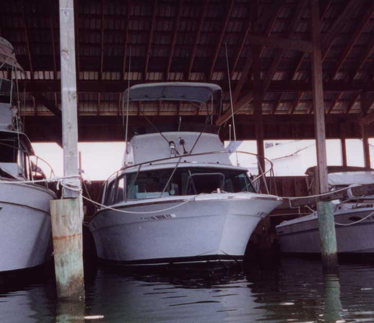1978 28' Silverton Sedan - In Slip at Porpoise Cove, Starbord Bow